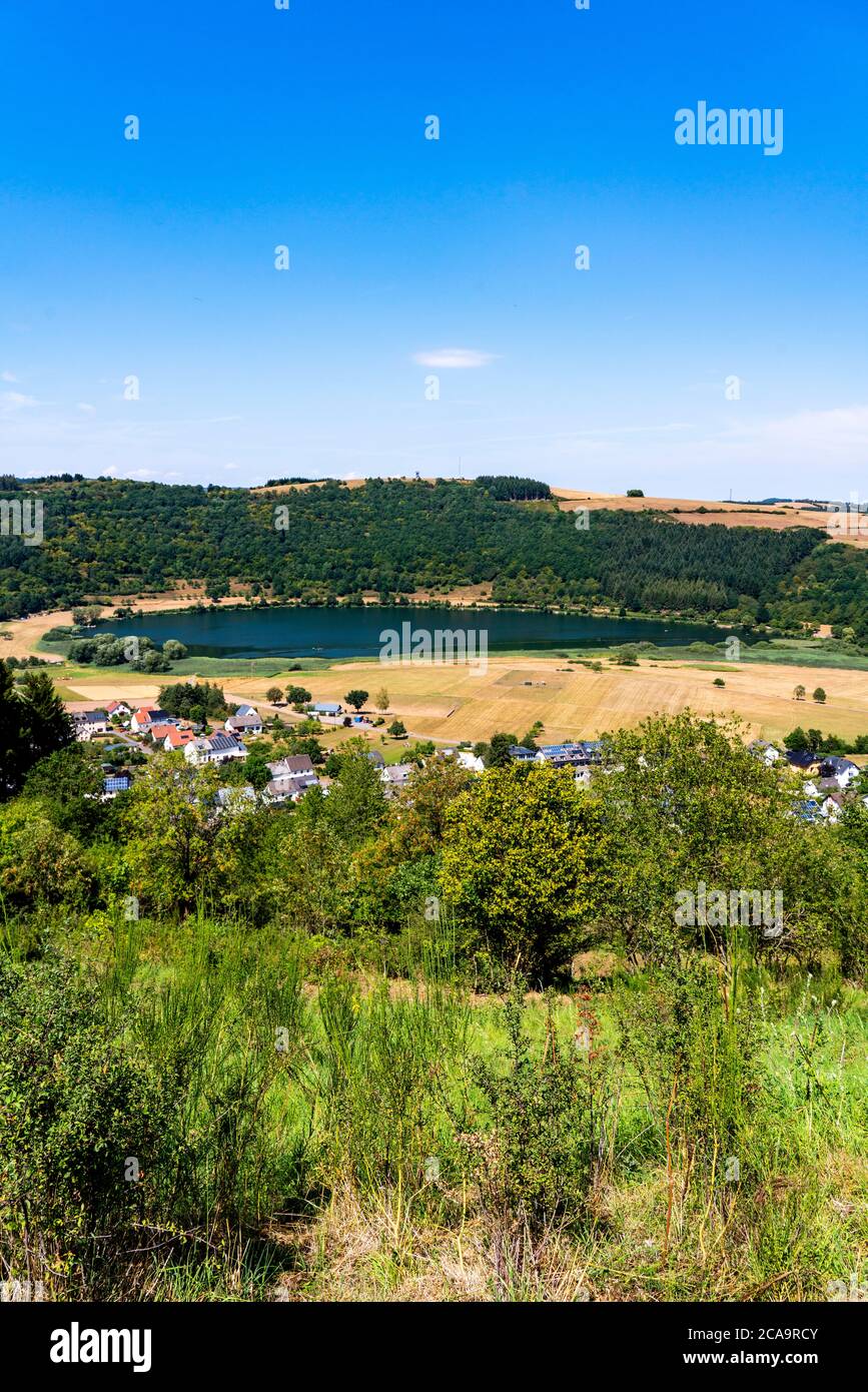 Meerfelder Maar, Vulkaneifel, vulcanic lake, Eifel, Rhineland ...