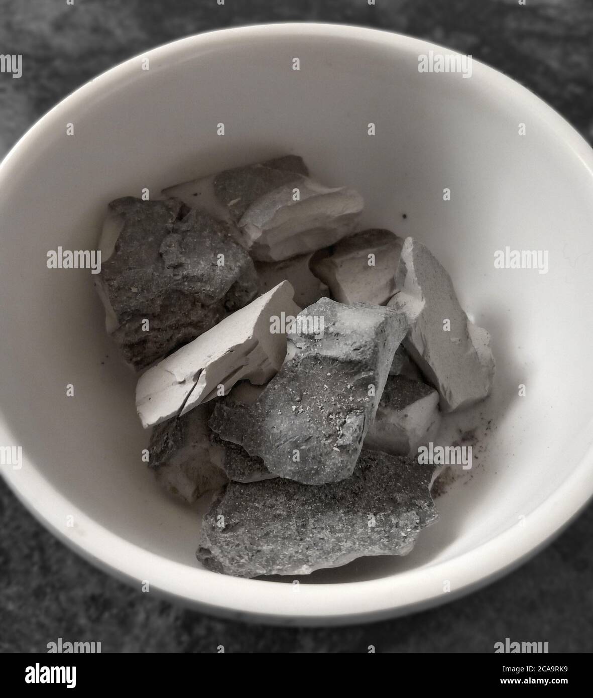 Roasted edible baked fullers earth or Multani mitti Stock Photo - Alamy