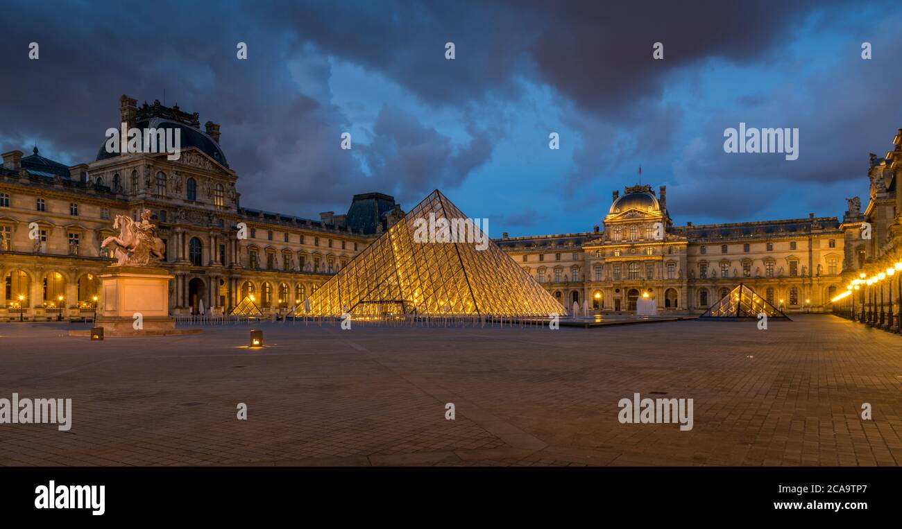 Louvre museum sunset hi-res stock photography and images - Alamy