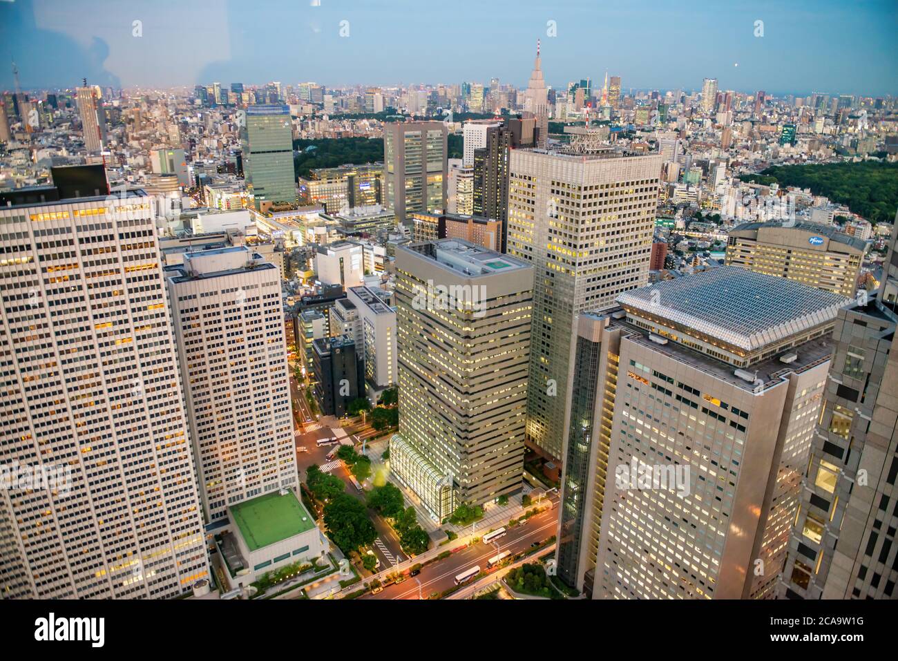 Aerial metropolis illuminated skyscrapers tokyo hi-res stock ...