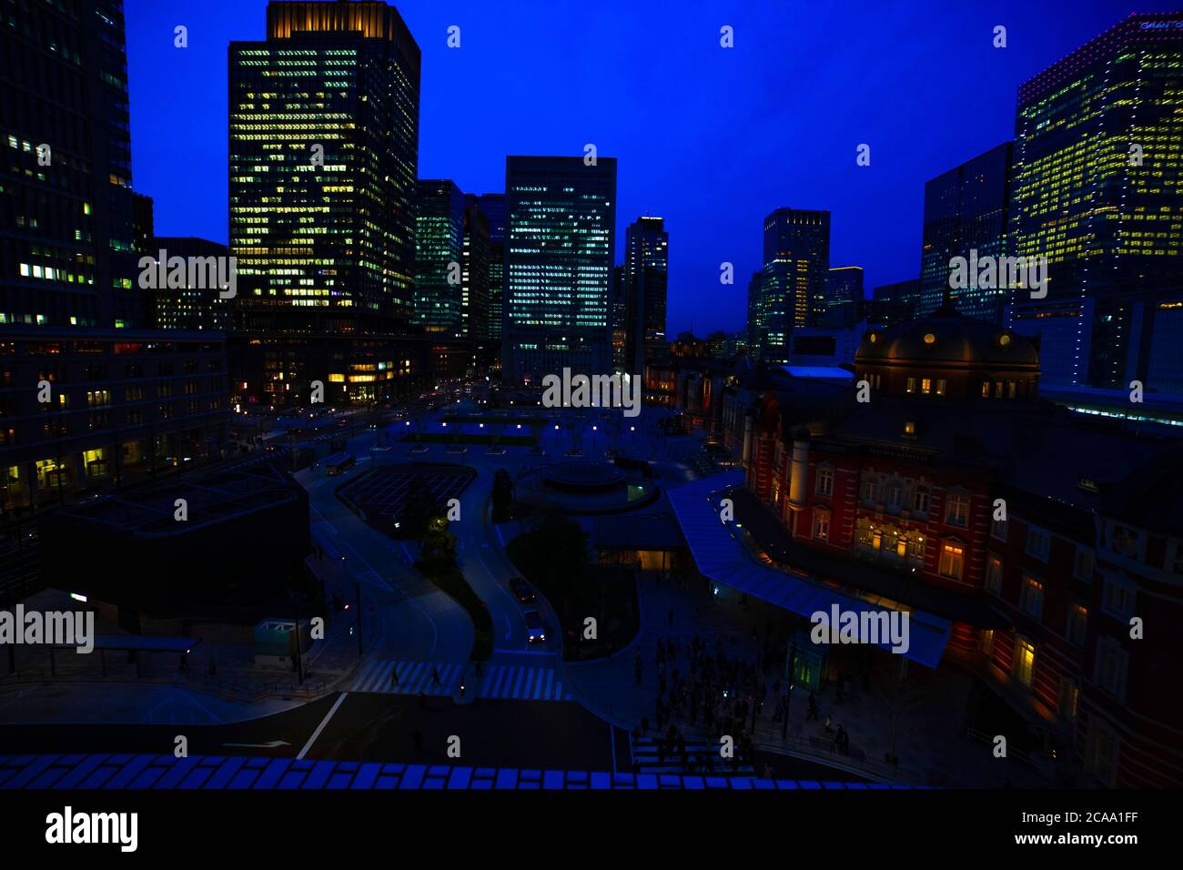 City metropolis tokyo urban japan asia hi-res stock photography and ...