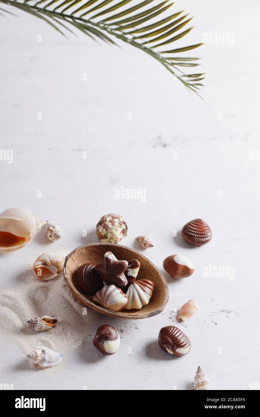 Sea shell sweets hi-res stock photography and images - Alamy