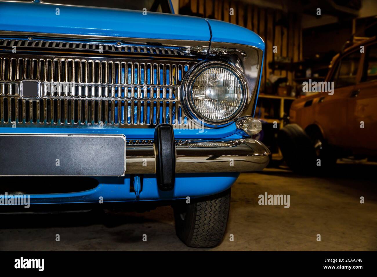blue retro car Stock Photo - Alamy