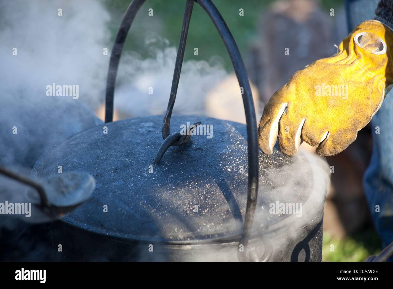 cooking over an open fire Stock Photo - Alamy