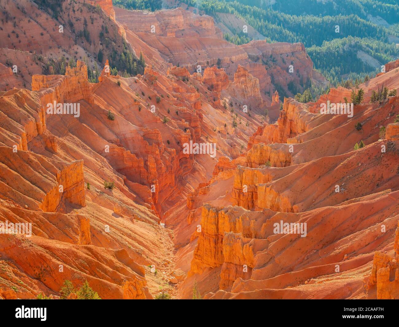 Beautiful landscape saw from Sunset View Overlook of Cedar Breaks ...