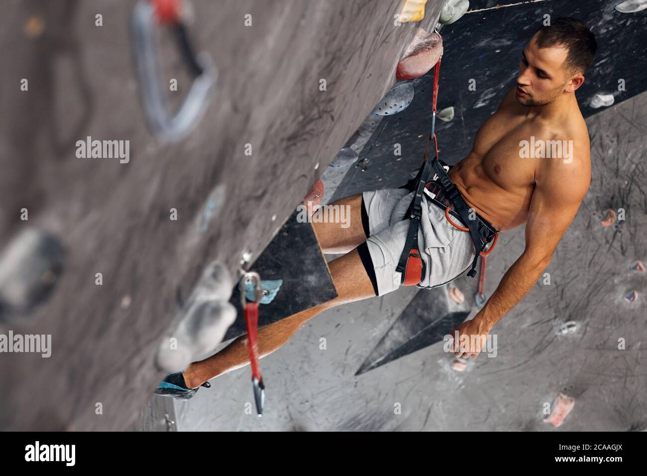 Extreme sport climbing muscles hi-res stock photography and images - Alamy