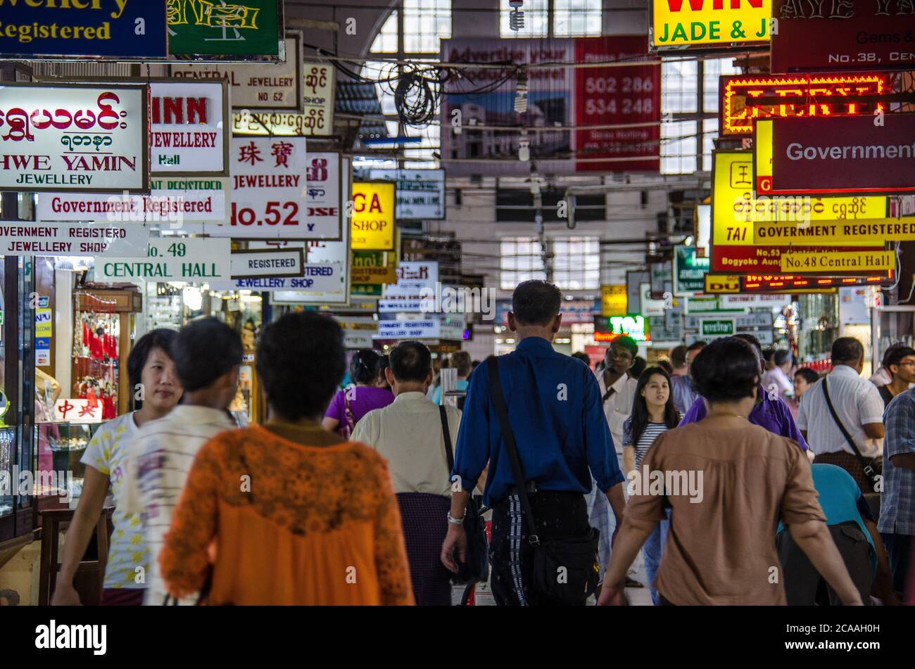 Population of over million hi-res stock photography and images - Alamy