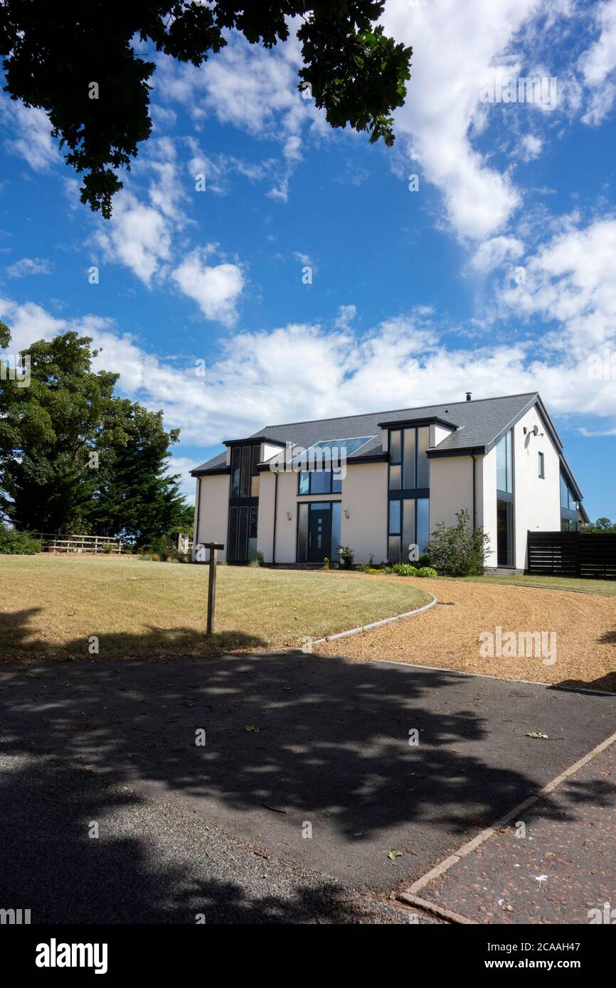 Modern Design house in countryside Stock Photo - Alamy