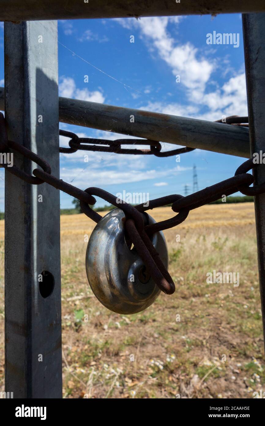 Locked field hi-res stock photography and images - Alamy