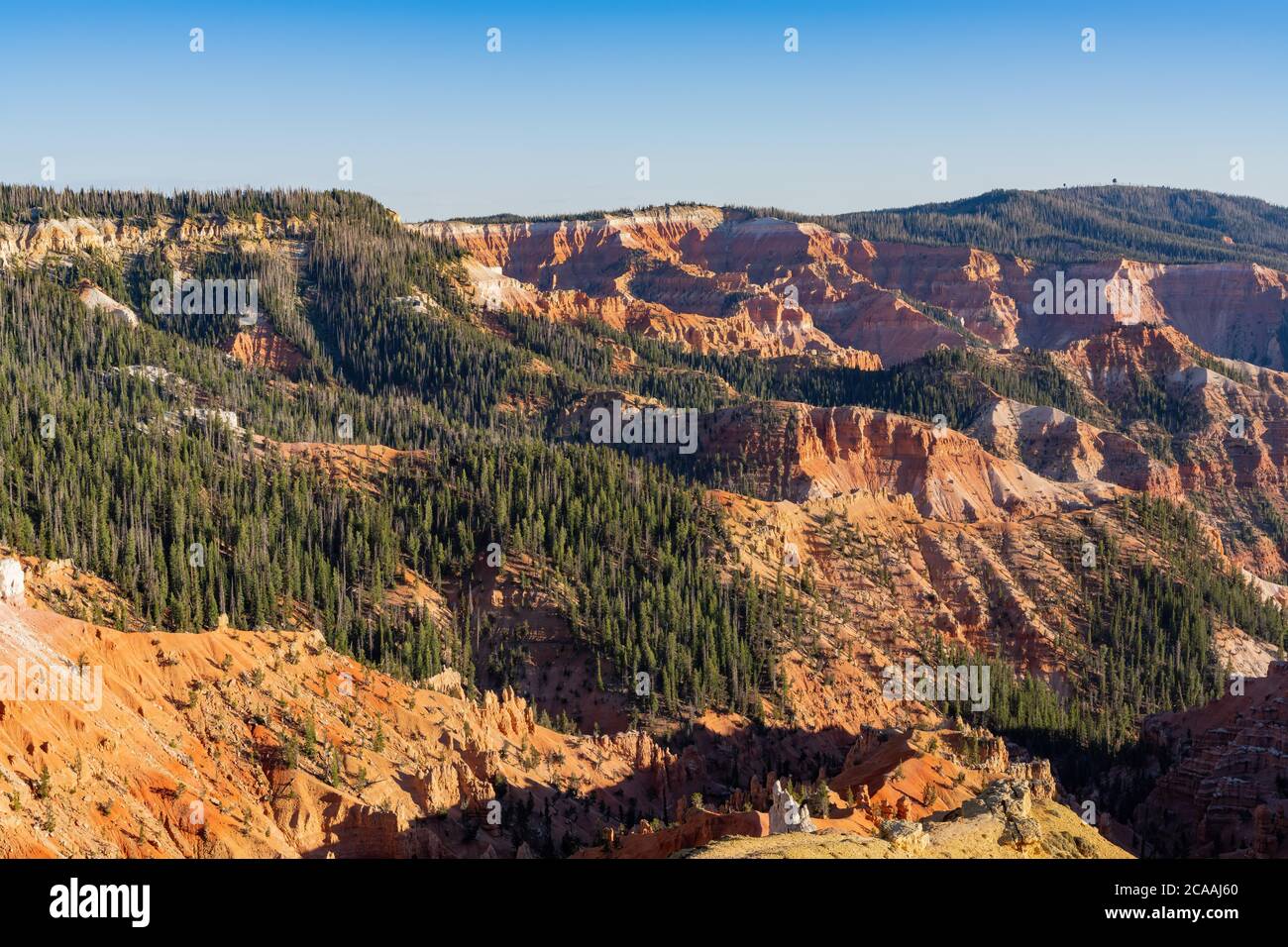 Beautiful landscape saw from North View Lookout of Cedar Breaks ...