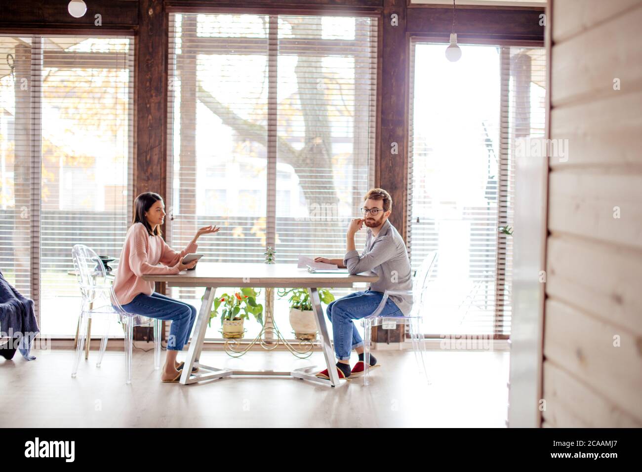 Student sharing house hi-res stock photography and images - Alamy