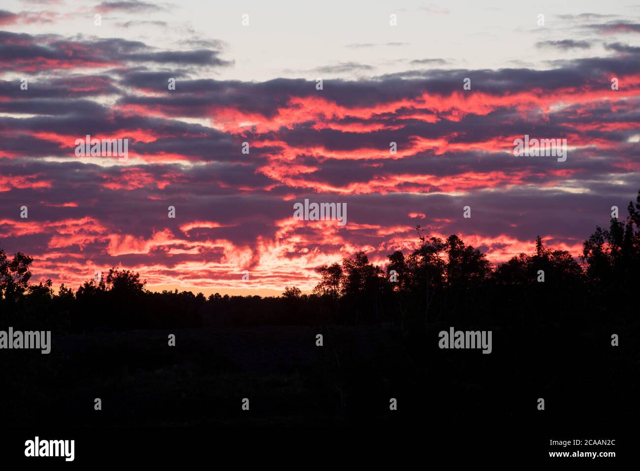 Pink sky effect hi-res stock photography and images - Alamy