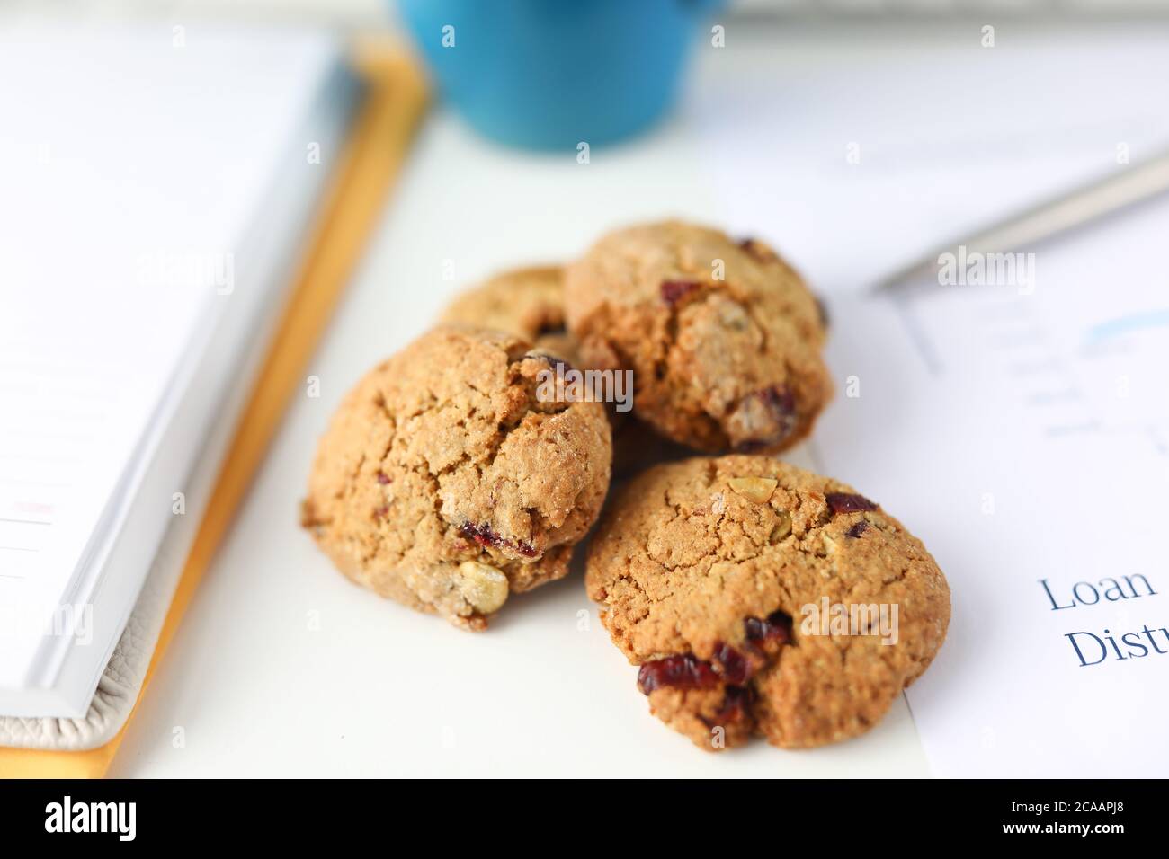 Round shaped sweets hi-res stock photography and images - Alamy