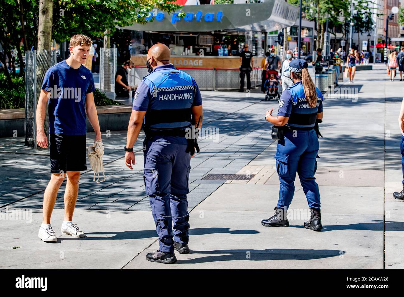 Police Speaking Public High Resolution Stock Photography and Images - Alamy