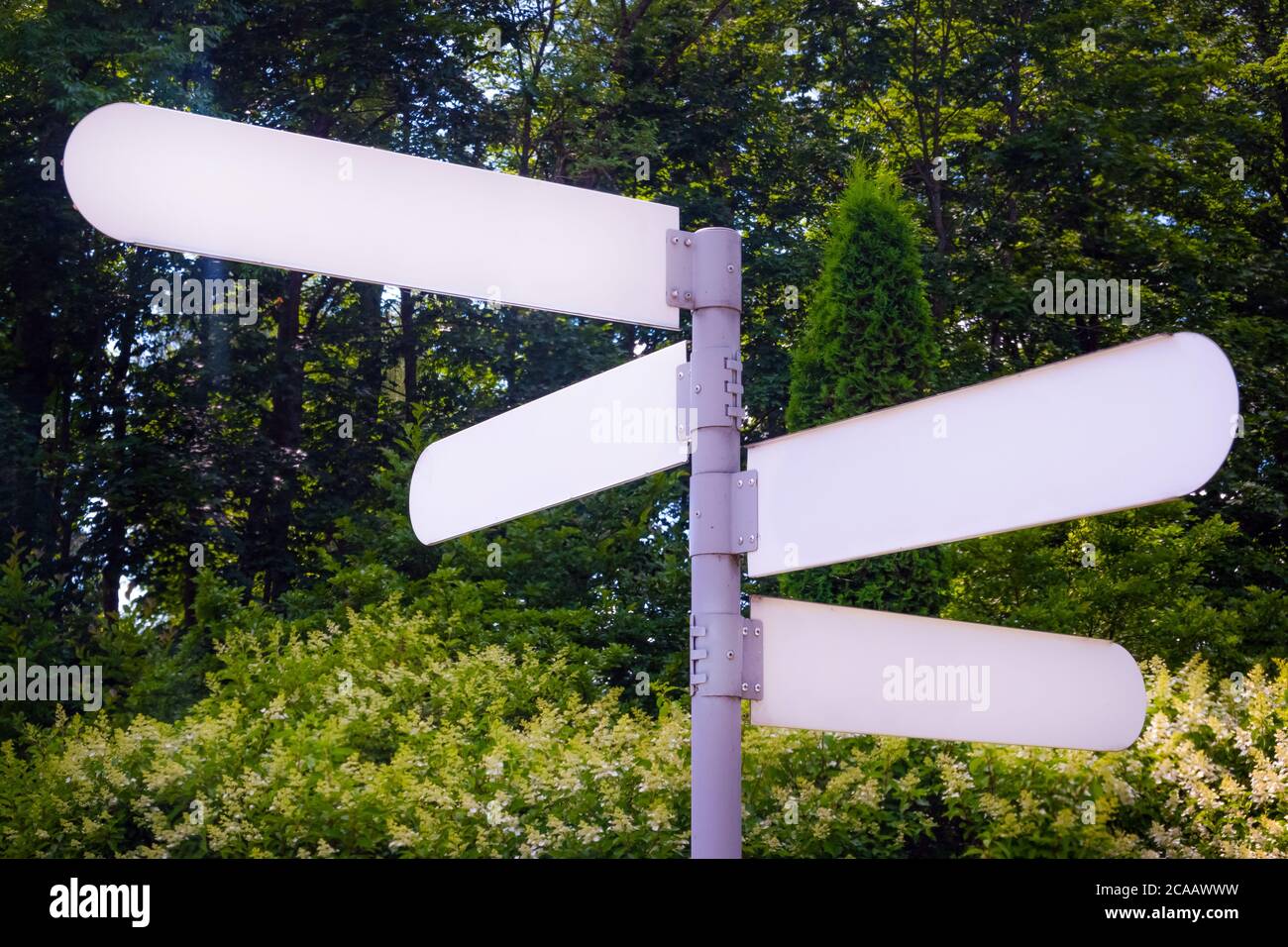 Arrow pole hi-res stock photography and images - Alamy