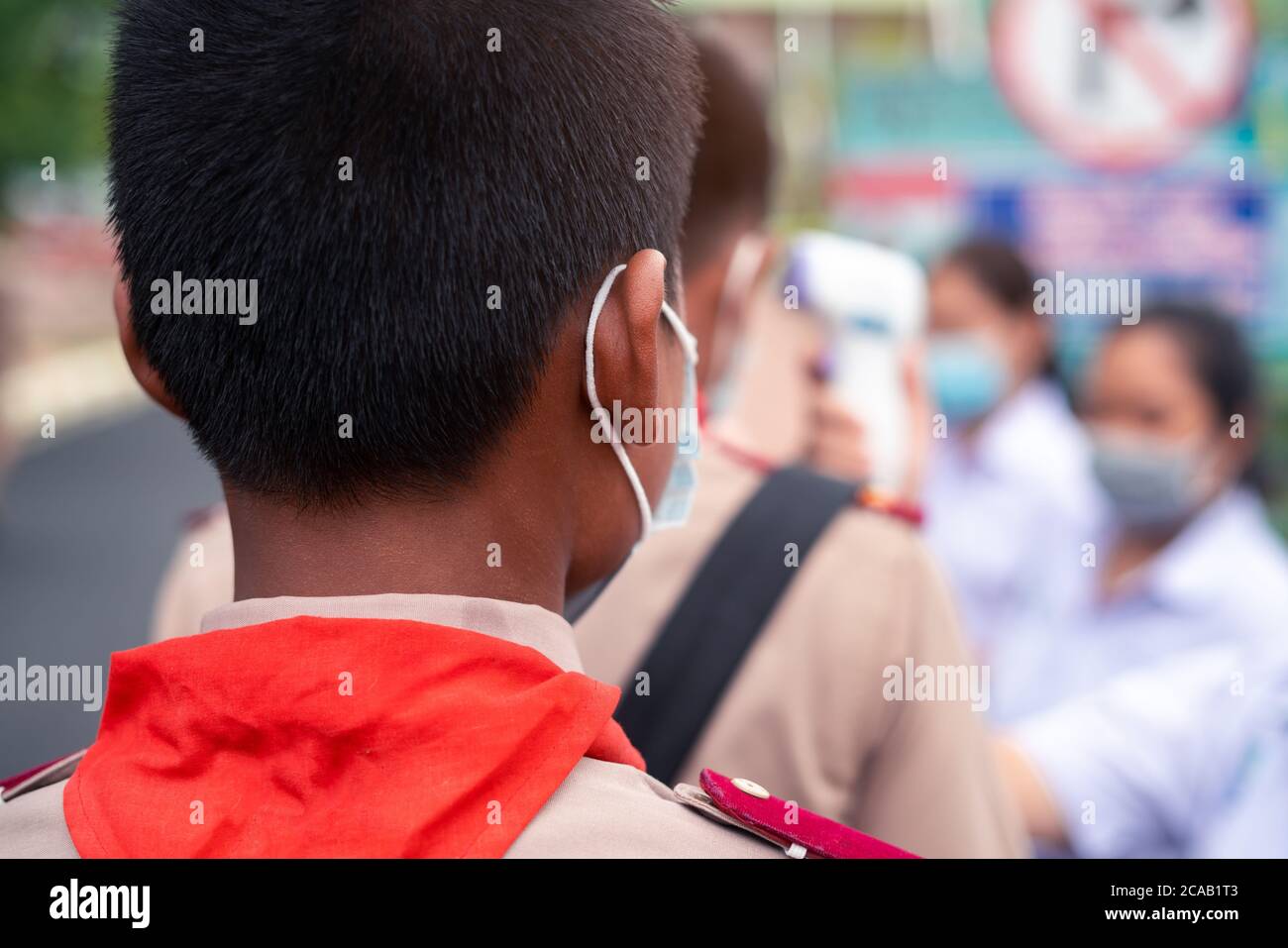 Back to school uniform display hi-res stock photography and images - Alamy