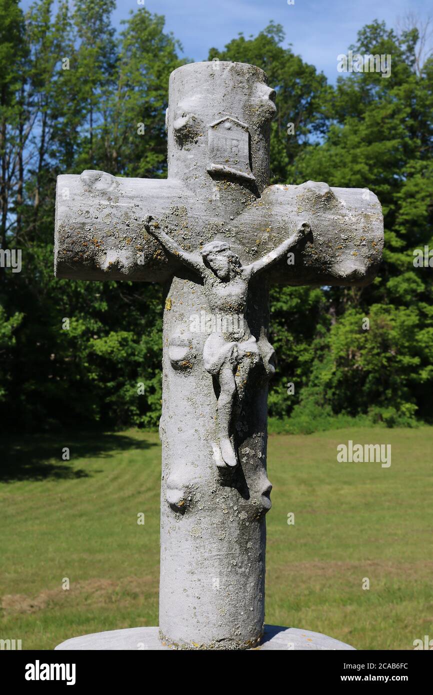 Large wooden crucifix hi-res stock photography and images - Alamy