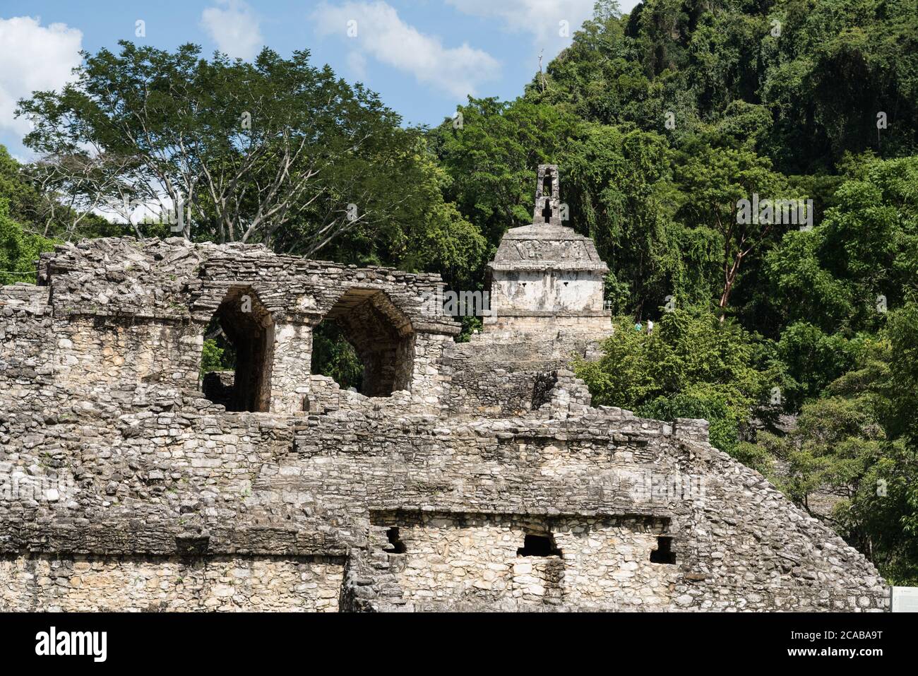 Mayan corbel arch hi-res stock photography and images - Alamy
