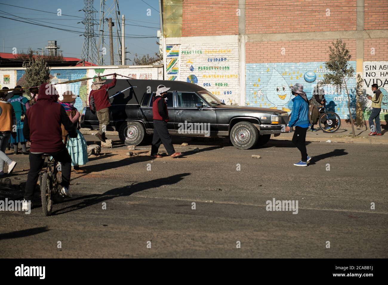 Bolivia road block hi-res stock photography and images - Alamy