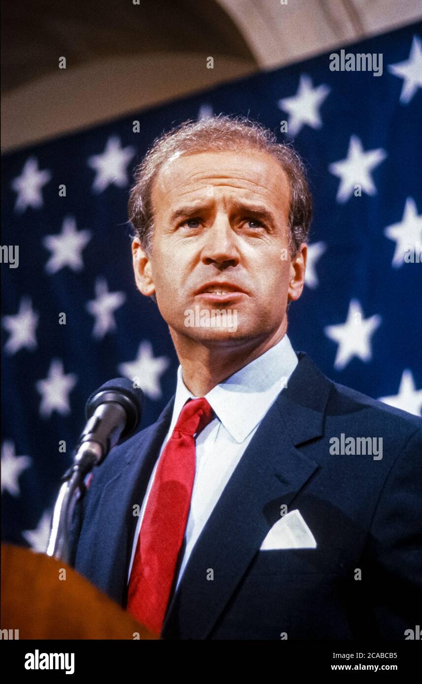 Joe biden president 1988 hi-res stock photography and images - Alamy