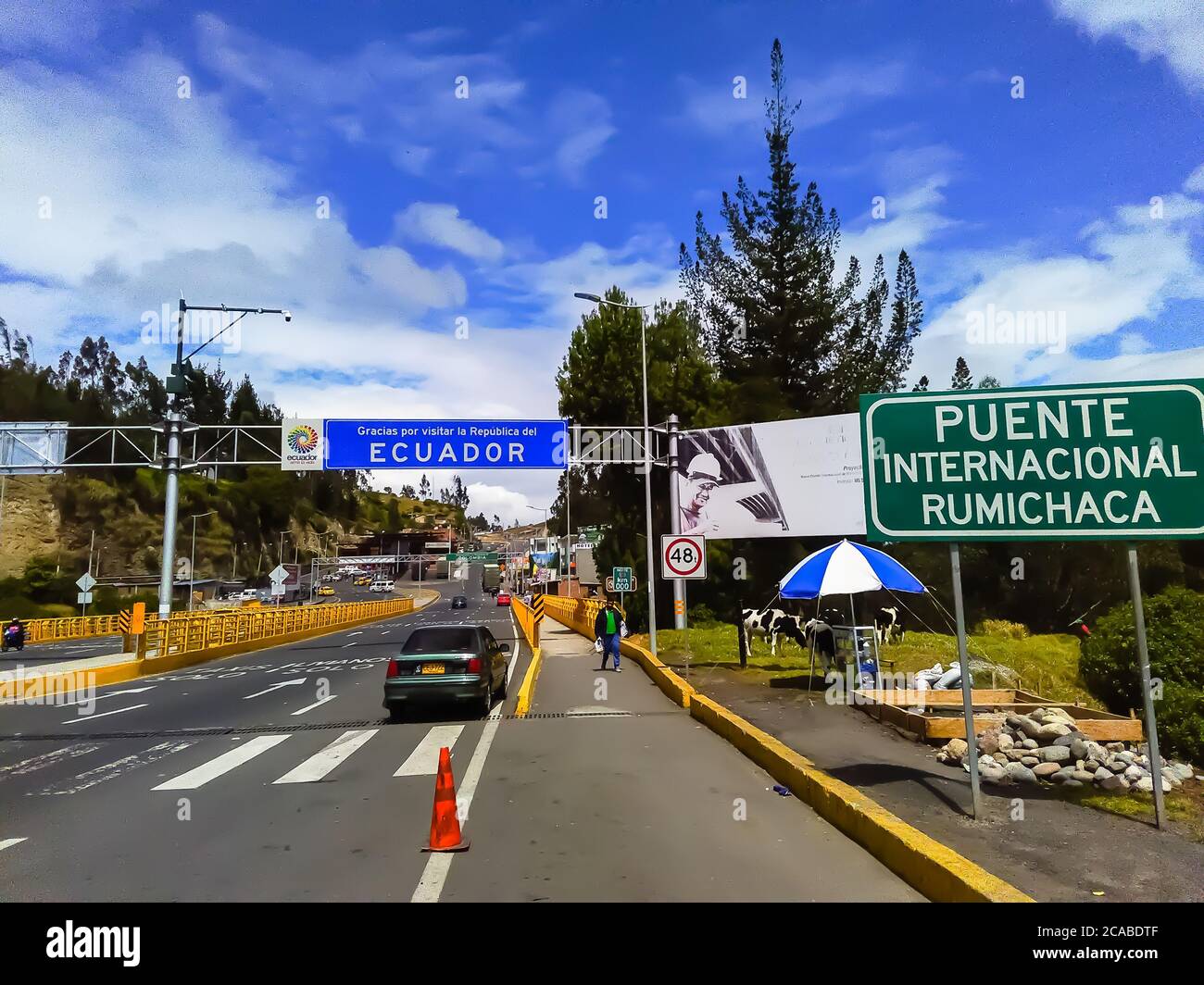 Rumichaca bridge hi-res stock photography and images - Alamy