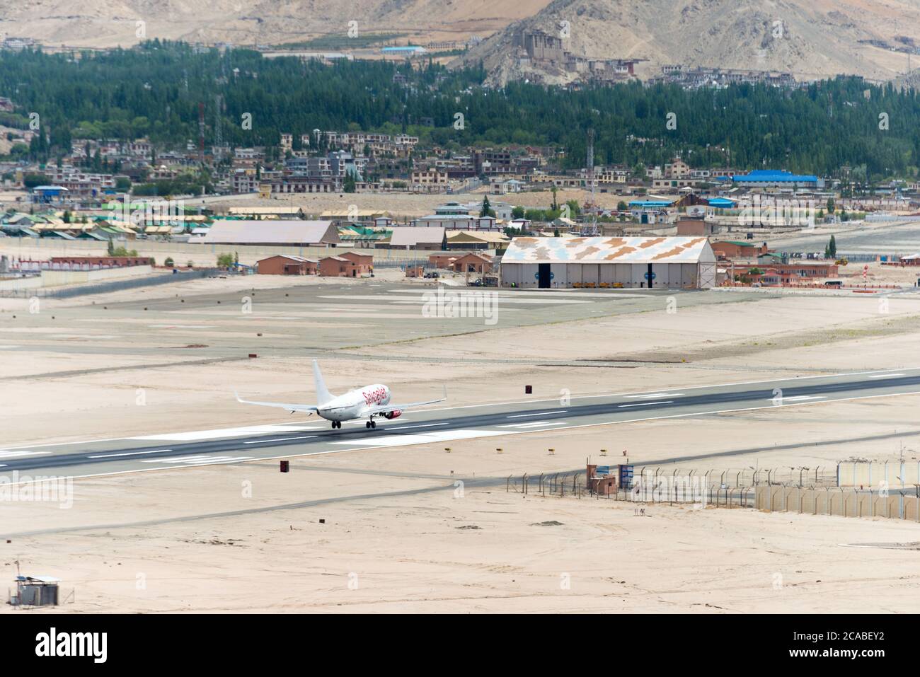 Ladakh, India - Spicejet Boeing 737 landing at Leh airport (Kushok ...