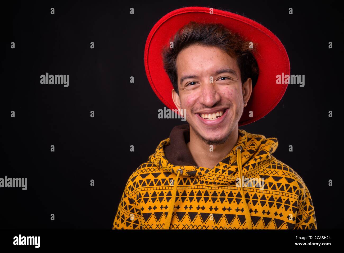 Young asian man fedora hi-res stock photography and images - Alamy