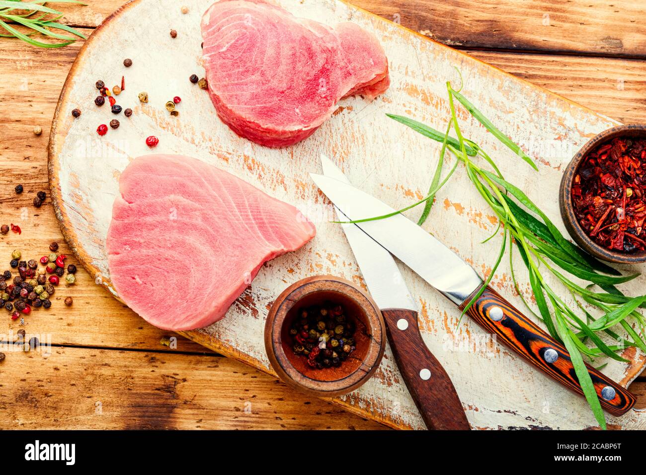 Kitchen table tuna fish hi-res stock photography and images - Alamy