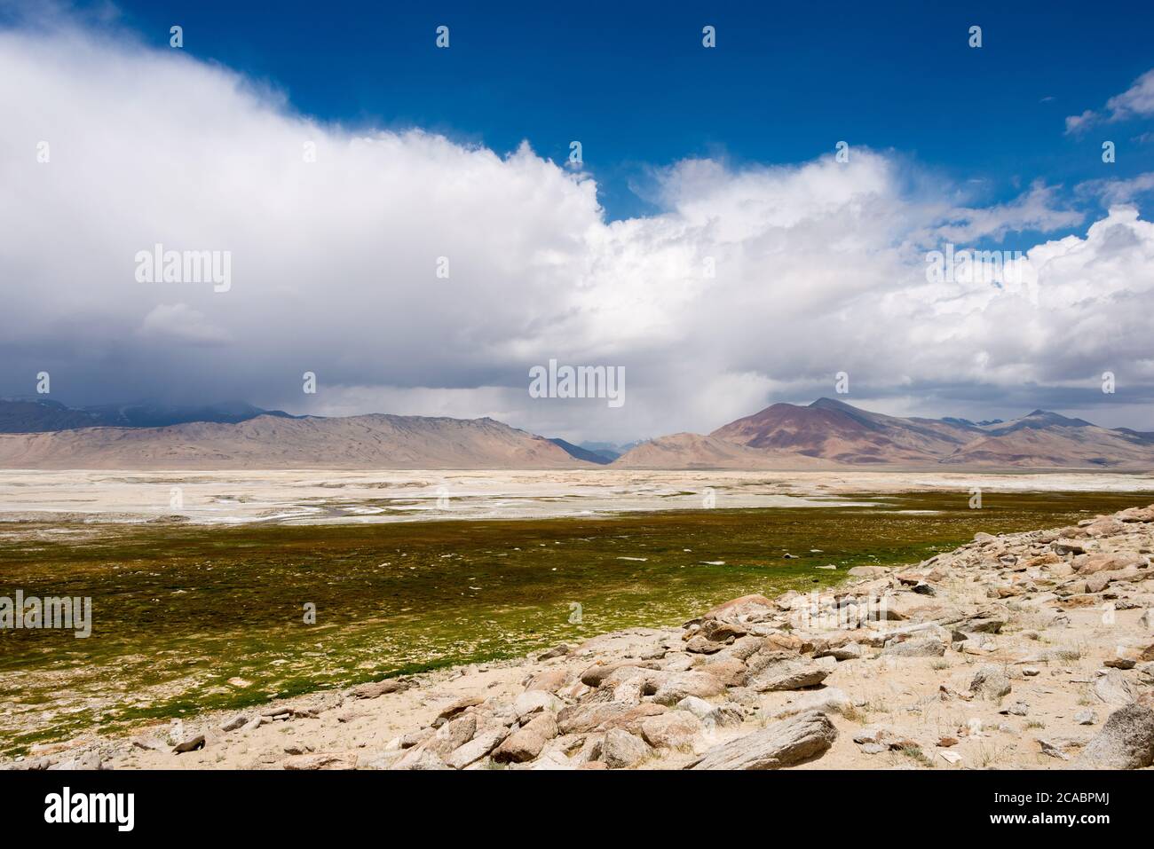 Ladakh, India - Tso Kar Lake in Ladakh, Jammu and Kashmir, India Stock ...