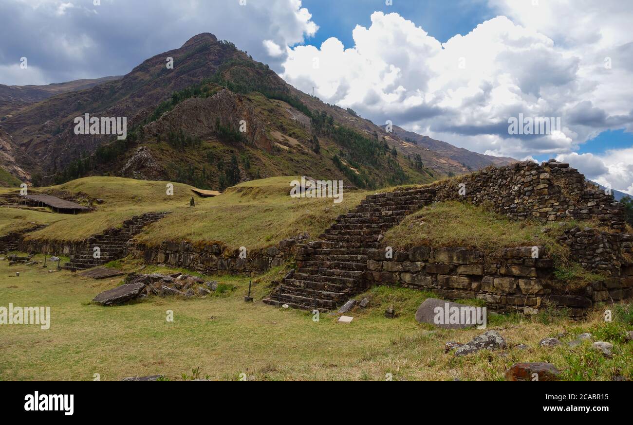 Sunny scenery of the Chavin de Huantar archaeological site in Peru ...
