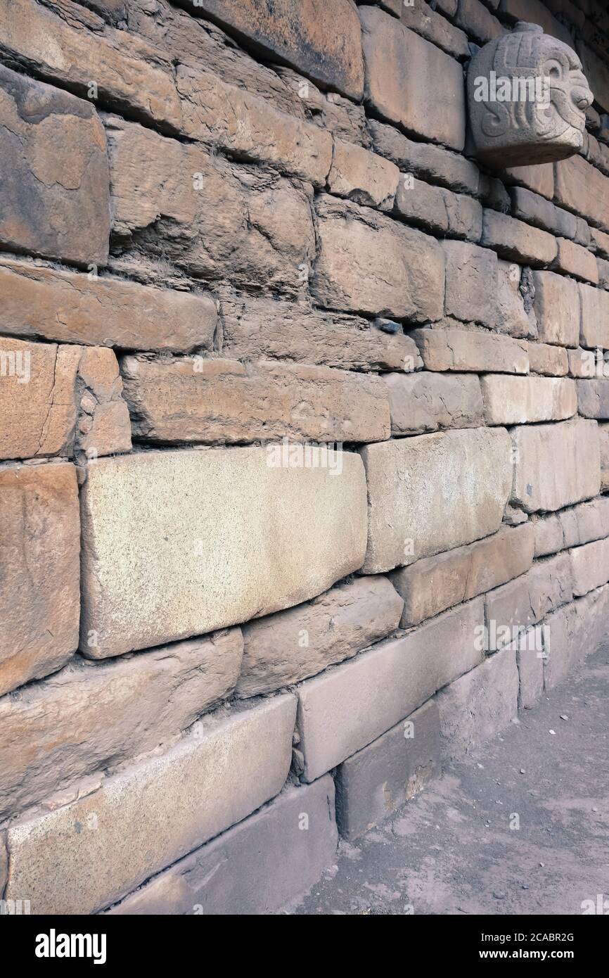 Chavin de huantar building hi-res stock photography and images - Alamy