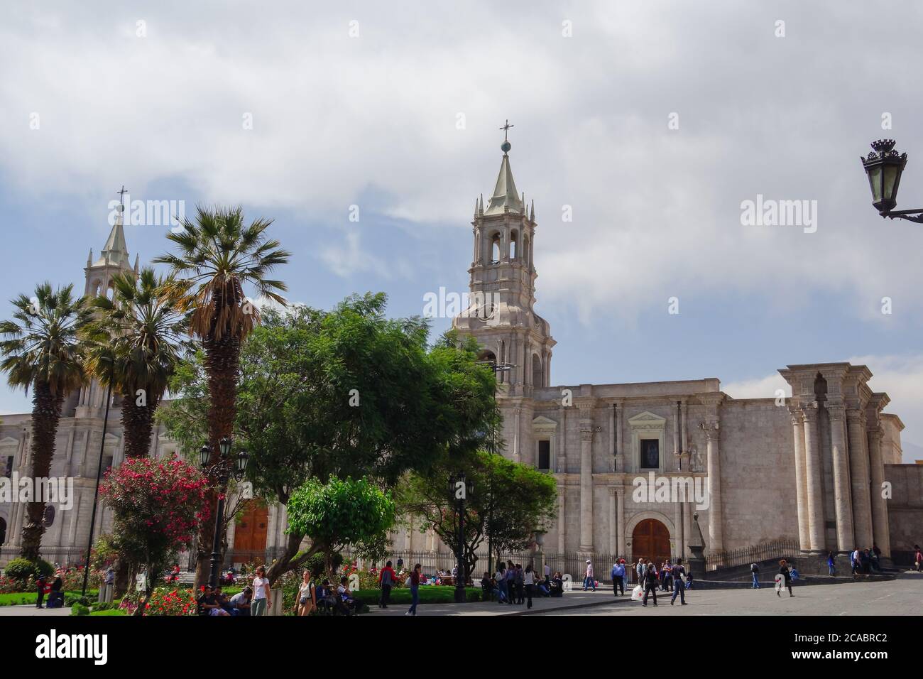 AREQUIPA, PERU - Sep 28, 2019: Old architecture, buildings and ...