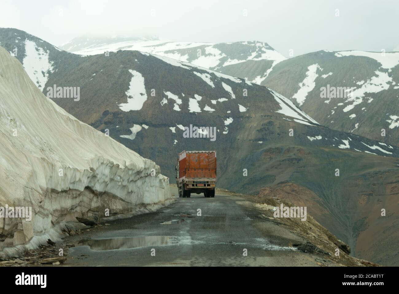 Ladakh, India - Leh-Manali Highway view from Between Leh and Taglang La ...