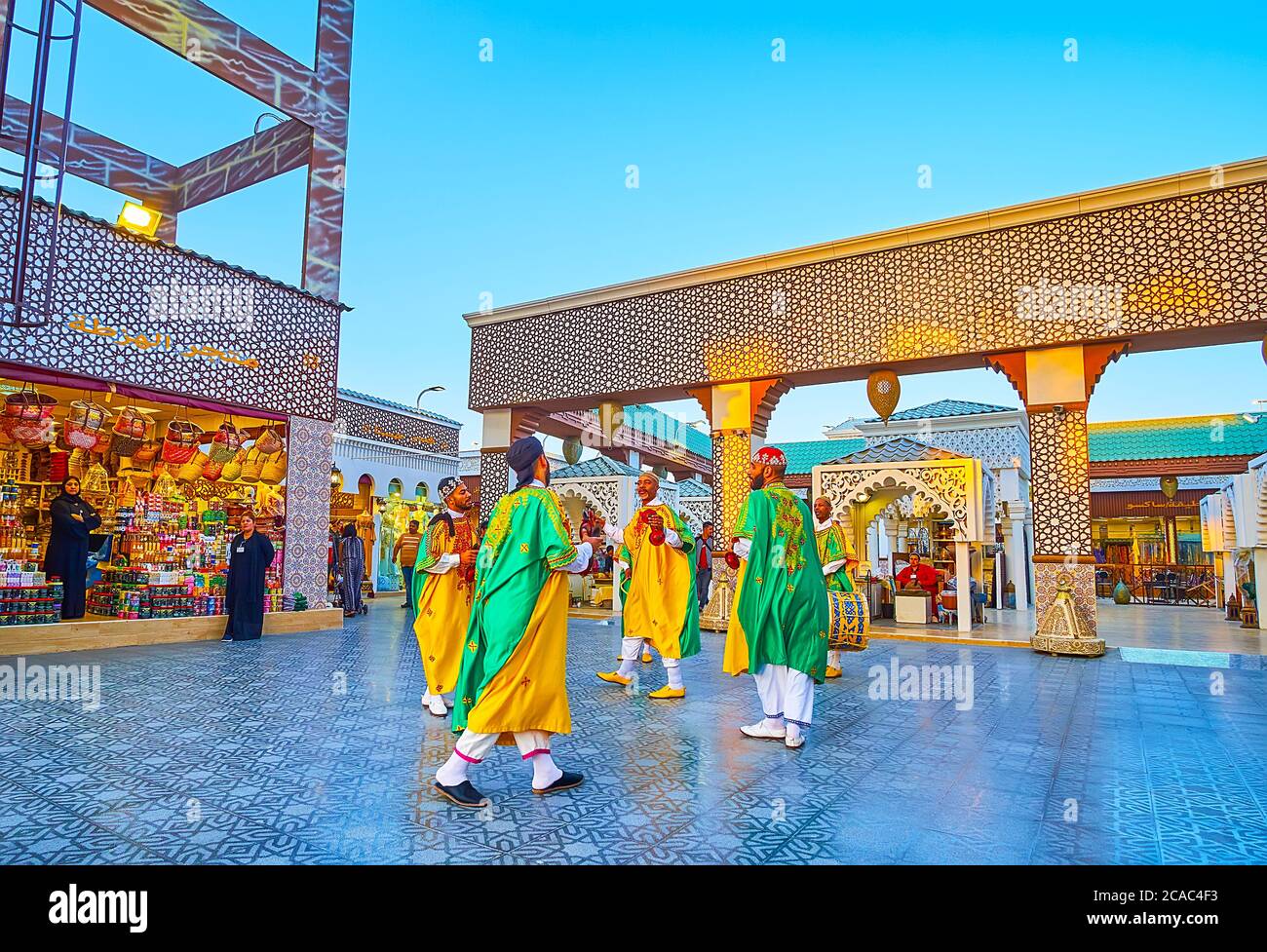 Gnawa music hi-res stock photography and images - Alamy