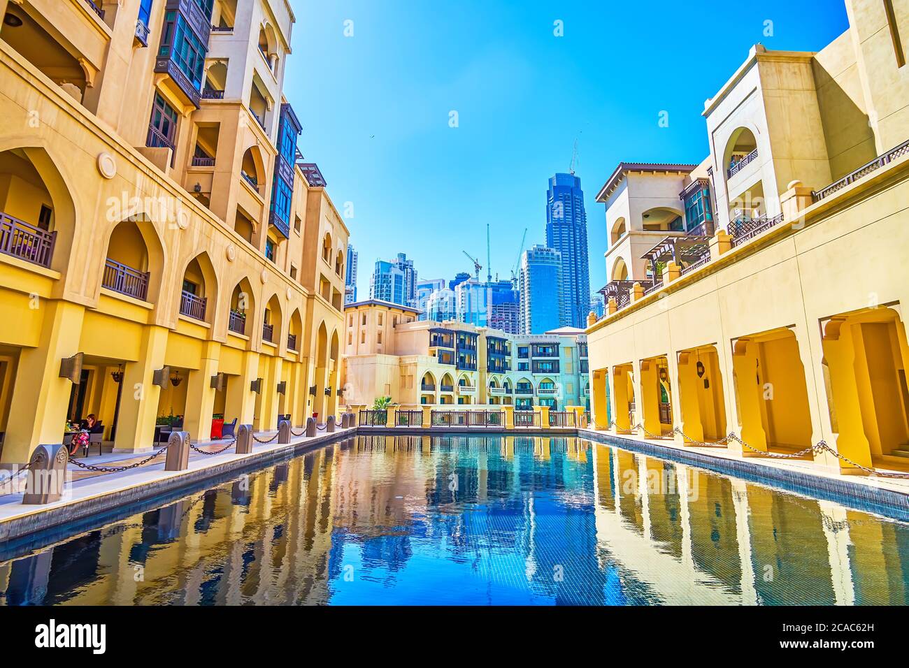 Roof Construction Skyscraper High Resolution Stock Photography and ...