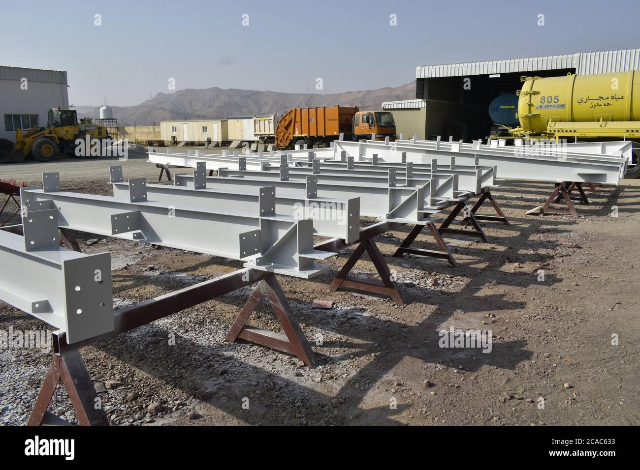 Concrete columns concrete roof beams hi-res stock photography and ...