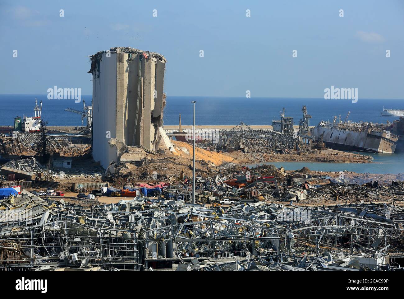 Beirut, Lebanon. 06th Aug, 2020. A general view of the destroyed port ...
