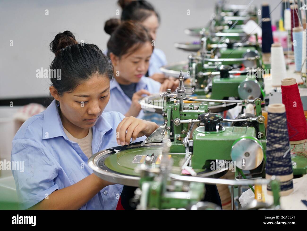 Foreign manufacturing hi-res stock photography and images - Alamy