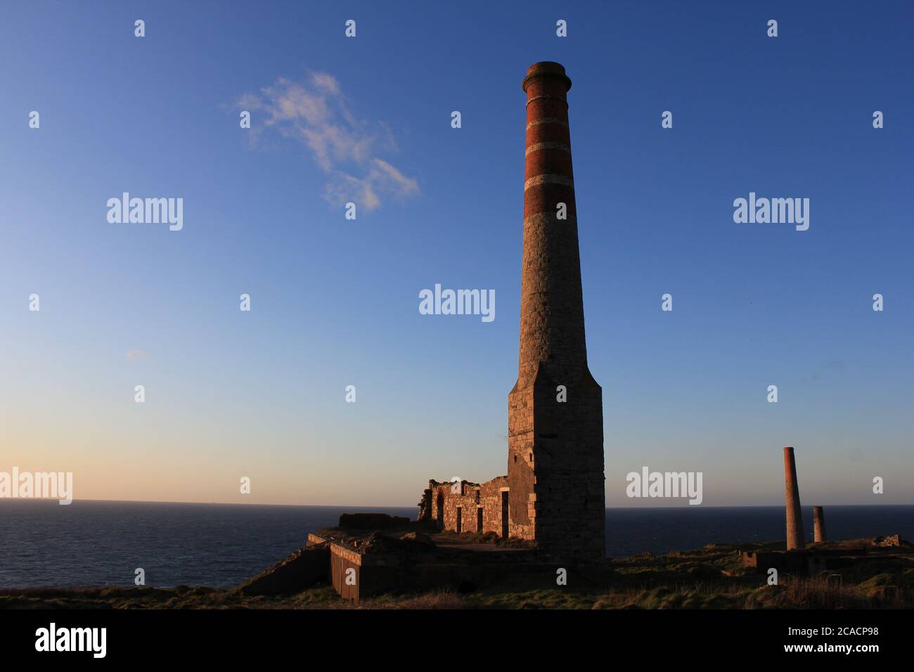 Tin mine chimneys on coast hi-res stock photography and images - Alamy