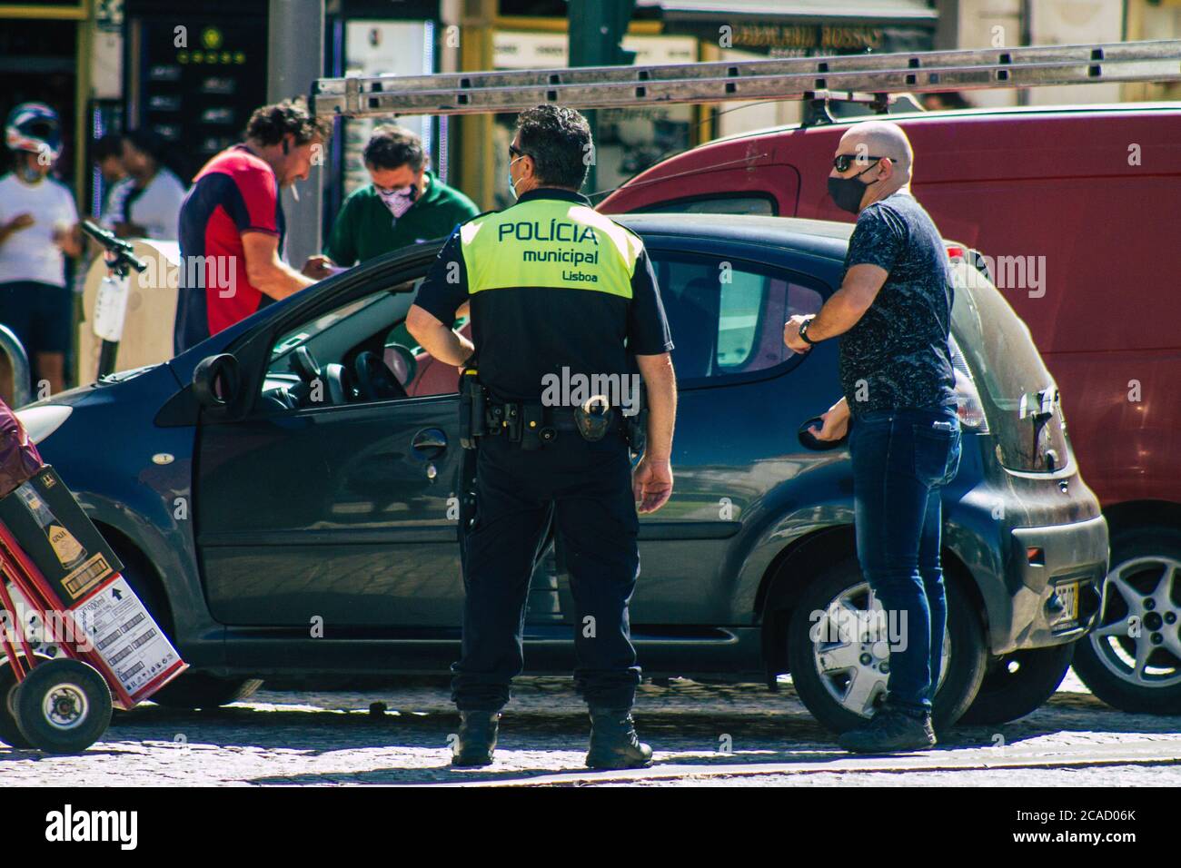 Armed police in portugal hi-res stock photography and images - Alamy