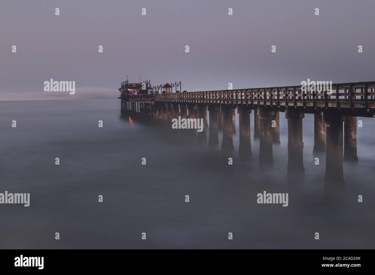 Scary waves hi-res stock photography and images - Alamy