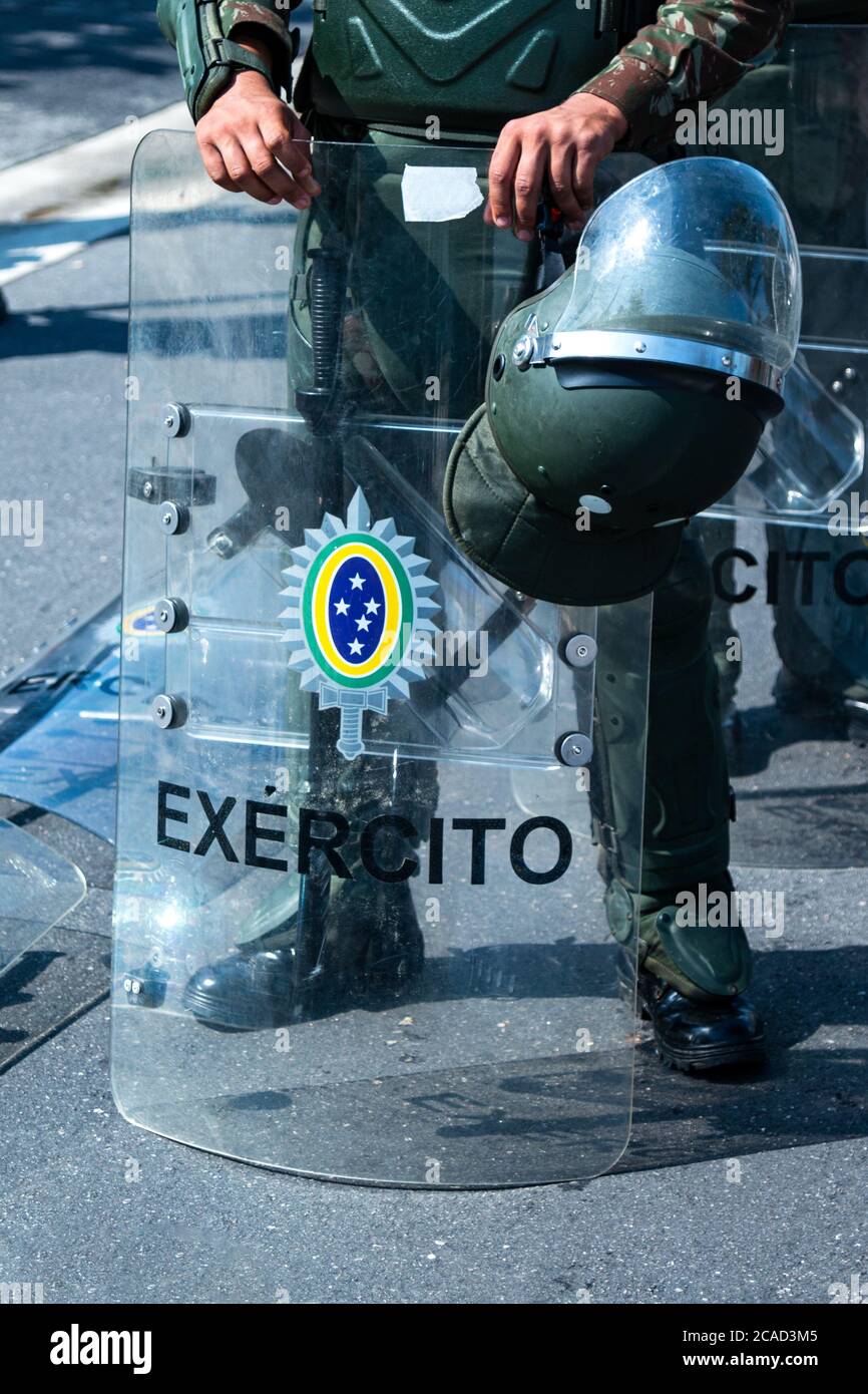 Brazilian army uniform hi-res stock photography and images - Alamy