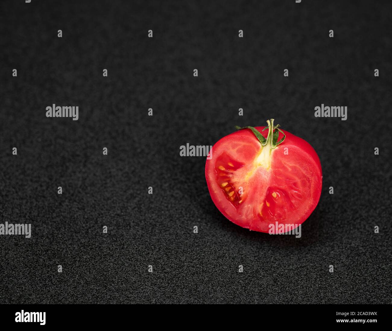 Half of a tomato hi-res stock photography and images - Alamy
