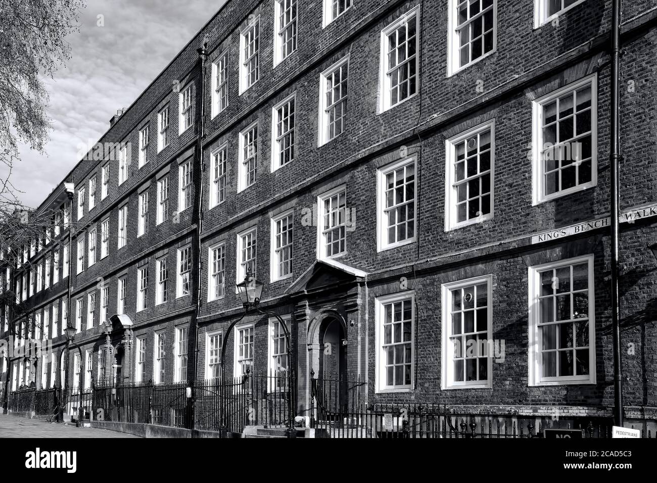 British barrister black office hi-res stock photography and images - Alamy