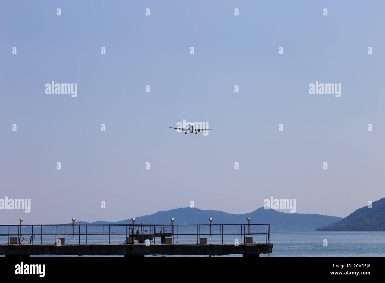 Decrease in tourism hi-res stock photography and images - Alamy