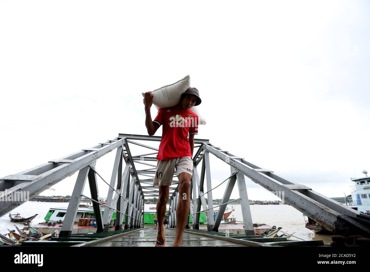 Fy 2020 hi-res stock photography and images - Alamy