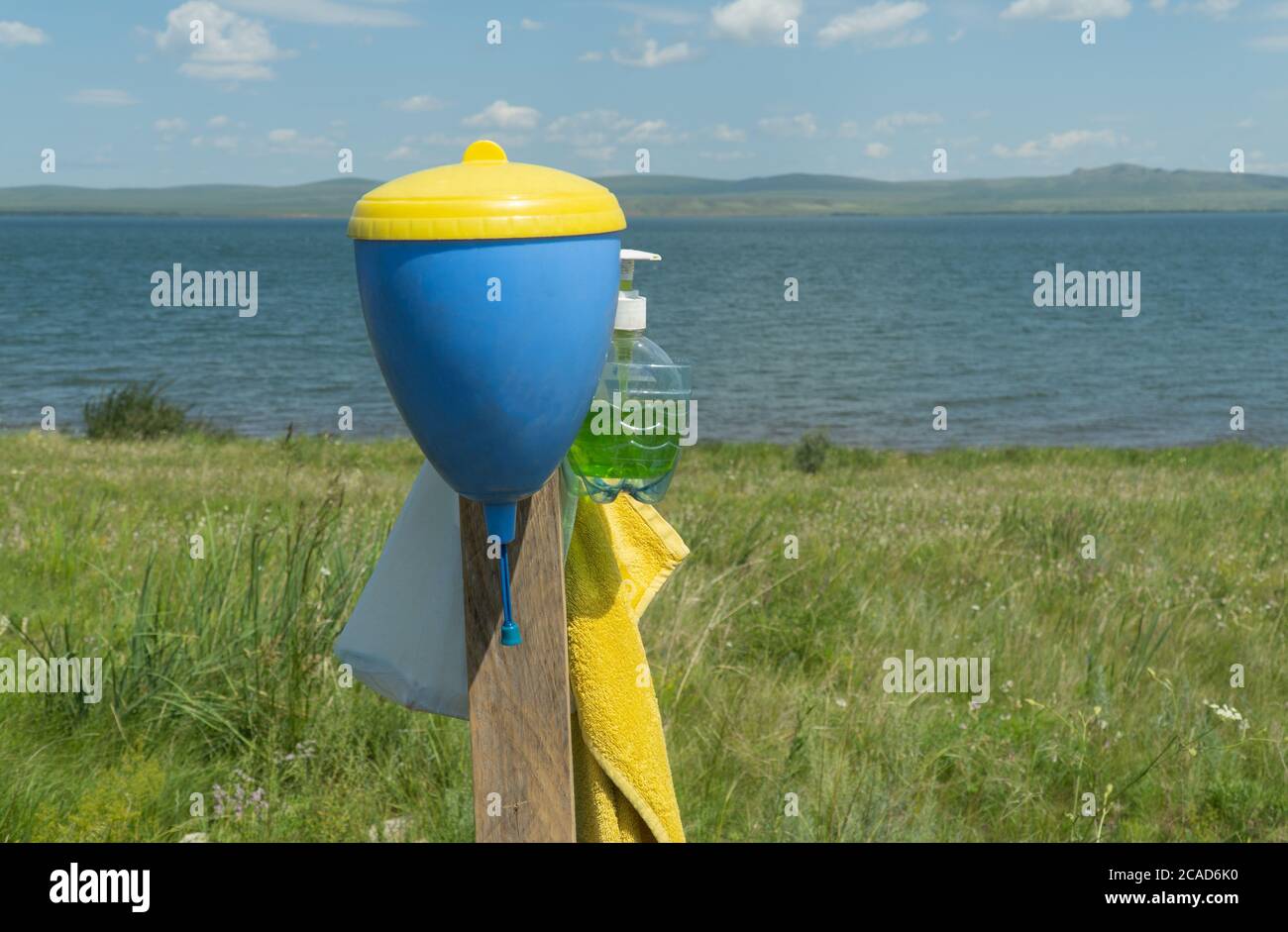 Outdoor wash basin hi-res stock photography and images - Alamy