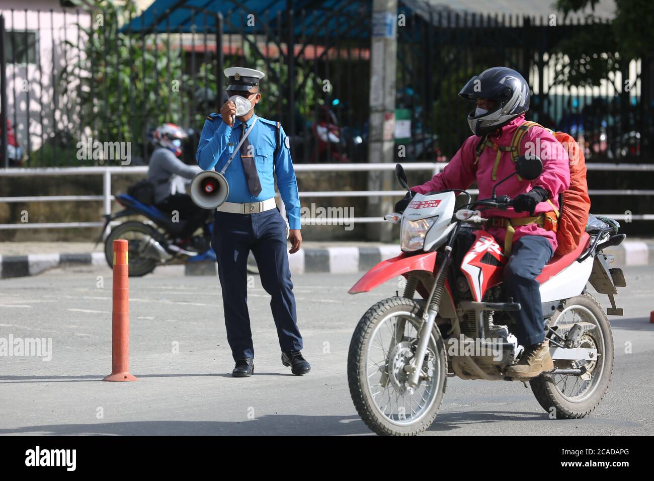 Live news broadcasts hi-res stock photography and images - Alamy
