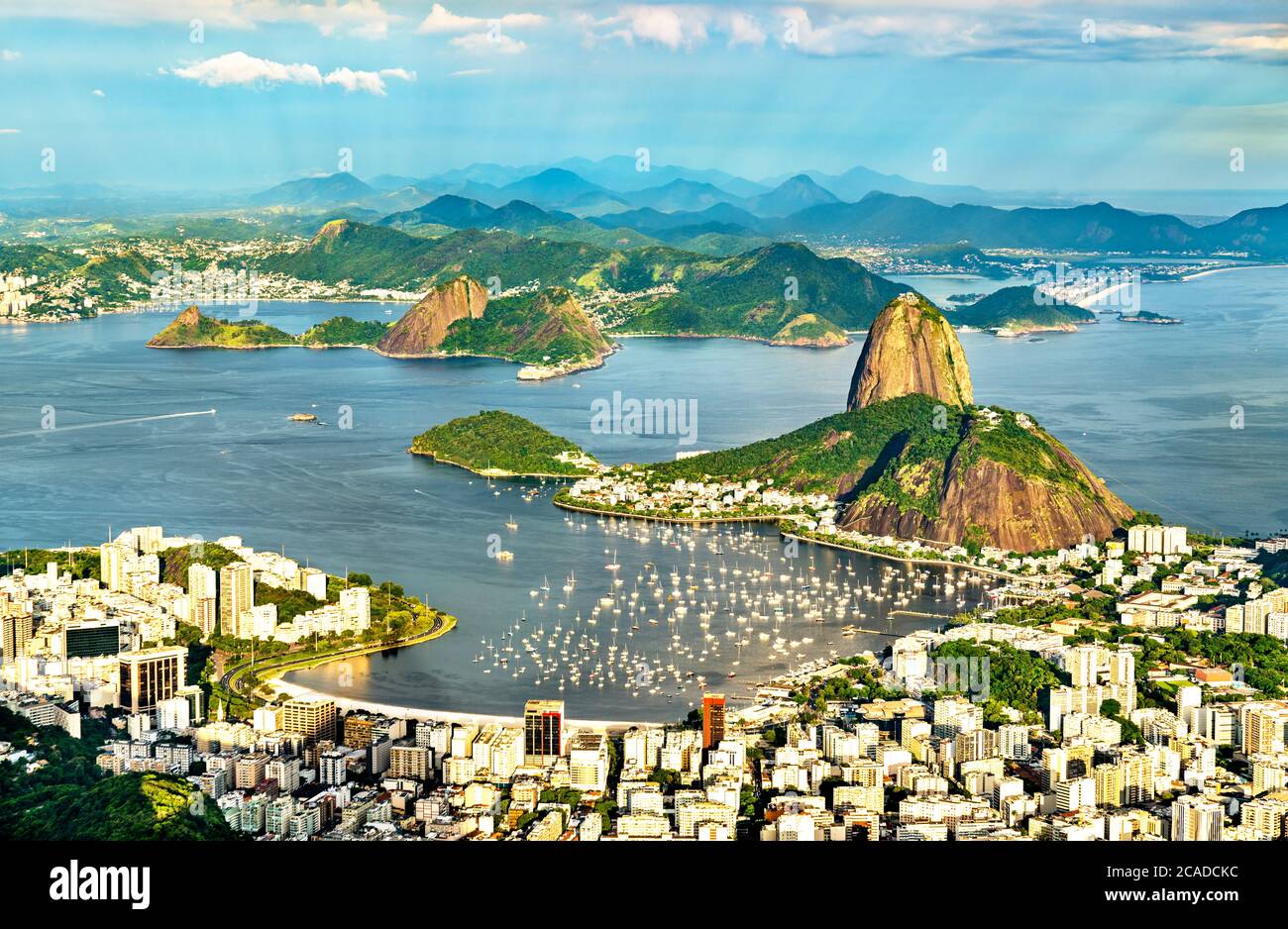 Skyline landscape cityscape hi-res stock photography and images - Alamy