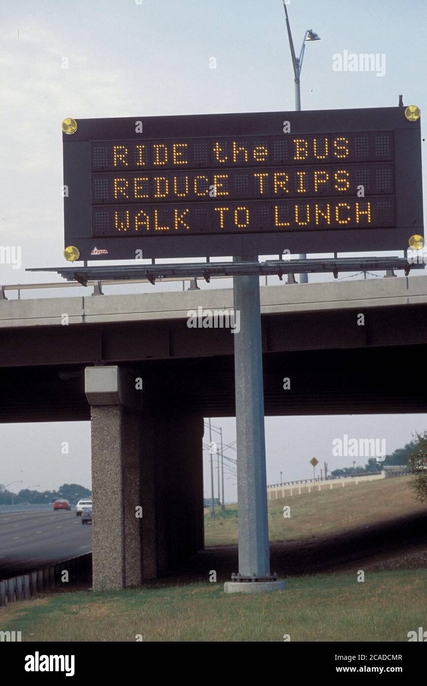 Ozone alert to motorists on interstate highway electronic warning sign ...